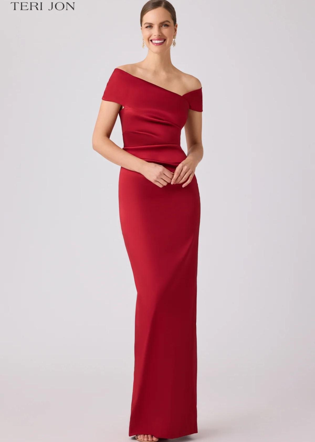 TERI JON Stretch Gazar Ruched Gown - Garnet