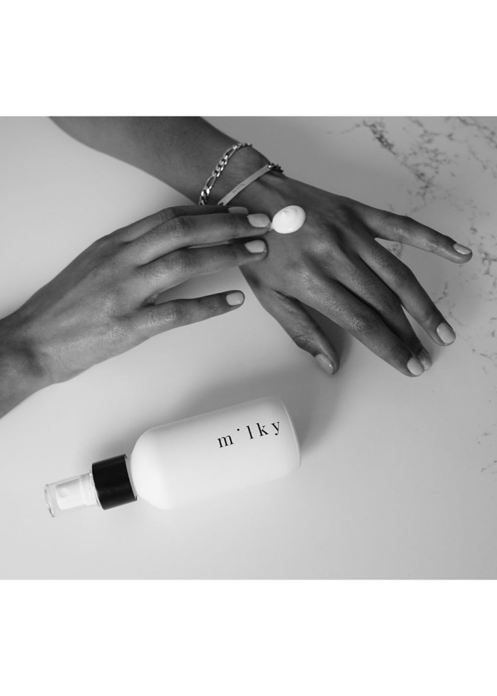 RIDDLE Milky Spray Lotion - Santal
